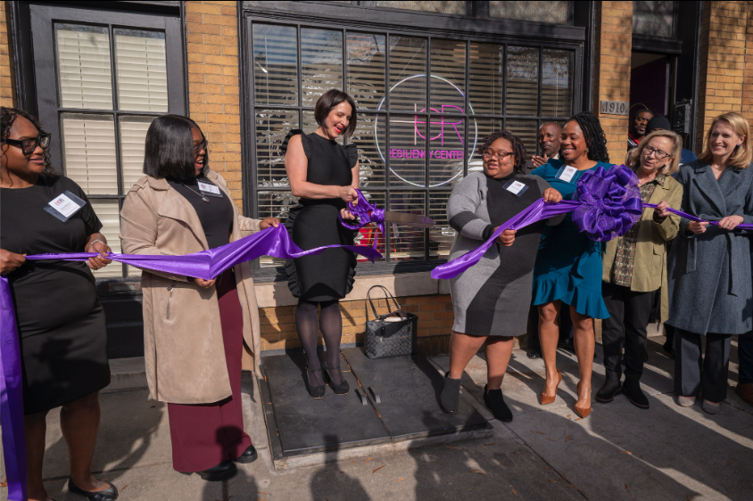 Her Center Opens Flagship Center In Fell S Point